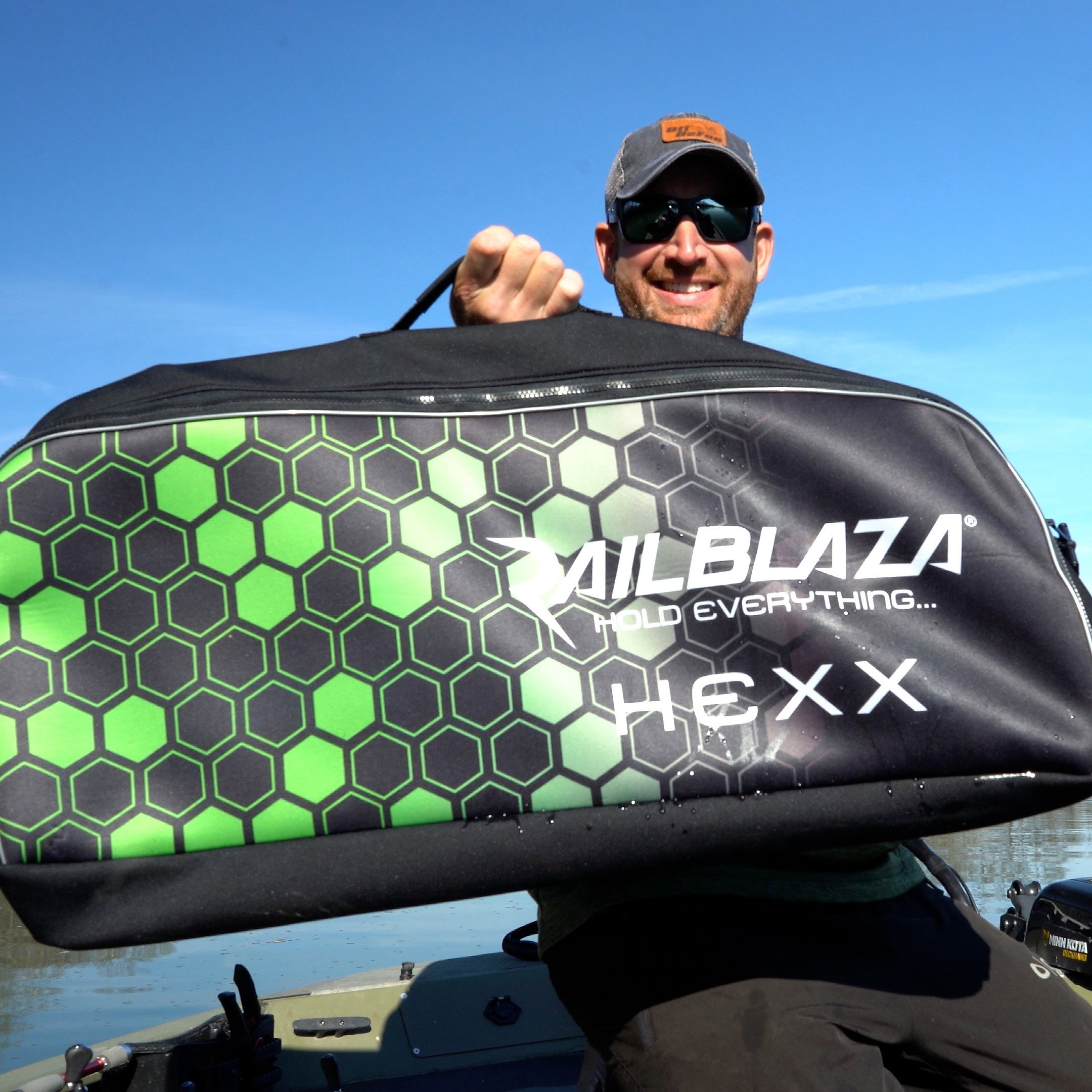 HEXX Live Pole 60 | RAILBLAZA